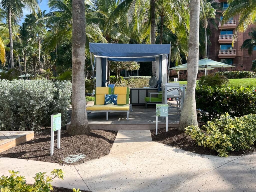 Top 25 Things to Do at the Atlantis Bahamas Resort! (2023)
